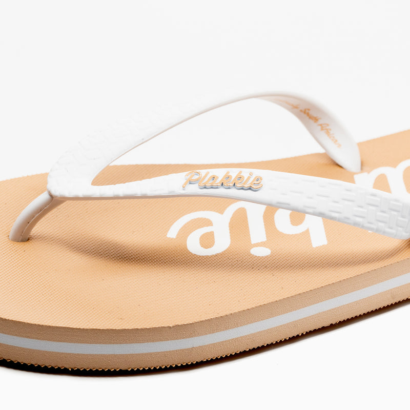 Plakkie Coffee Bay (Tan and White) – Veldskoen South Africa